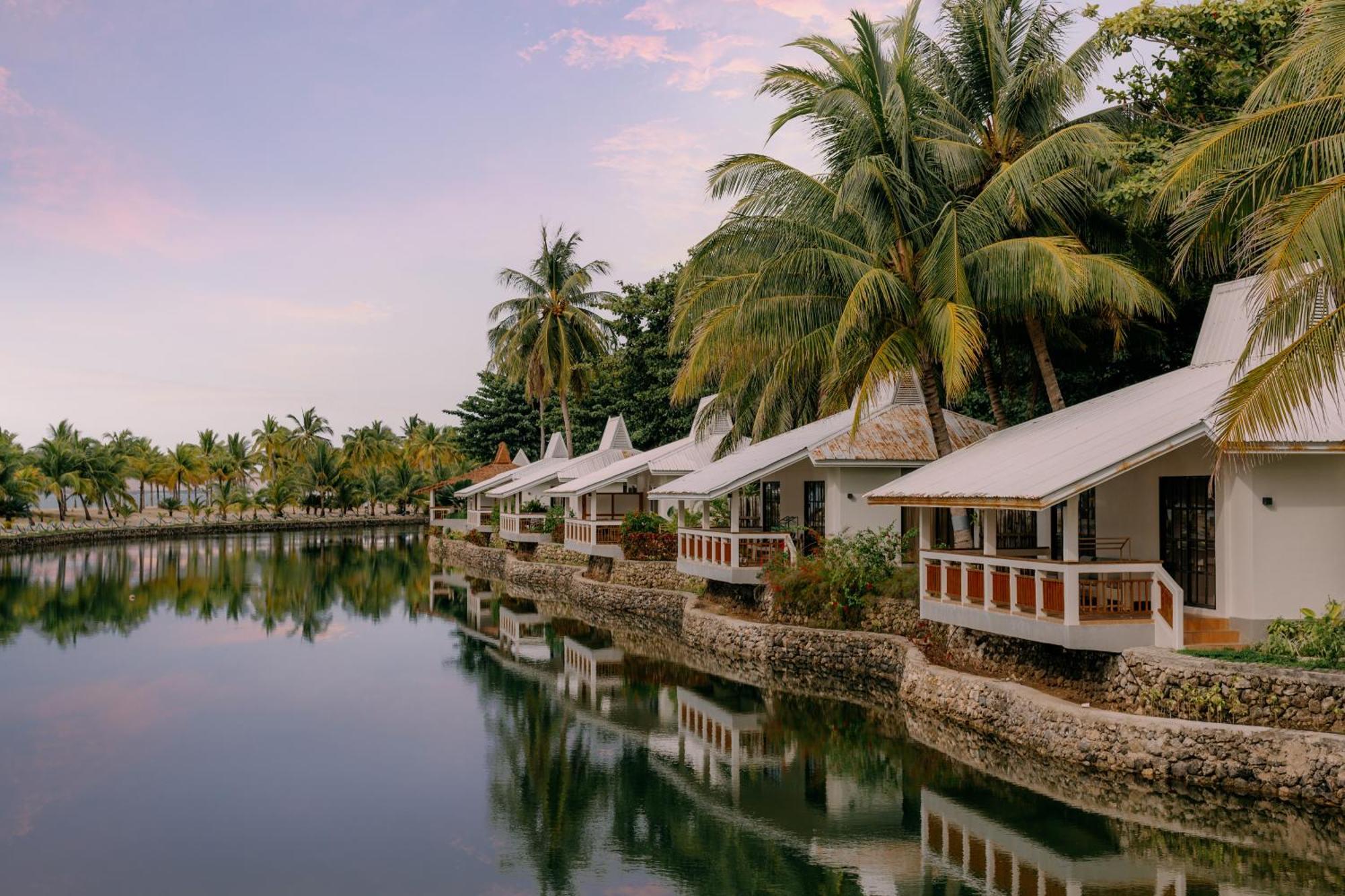 GOLDEN SANDS DESTINATION RESORTS 3⋆ ::: DAANBANTAYAN, PHILIPPINES ...